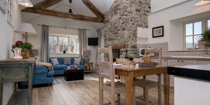 Minafon | Bodnant Estate