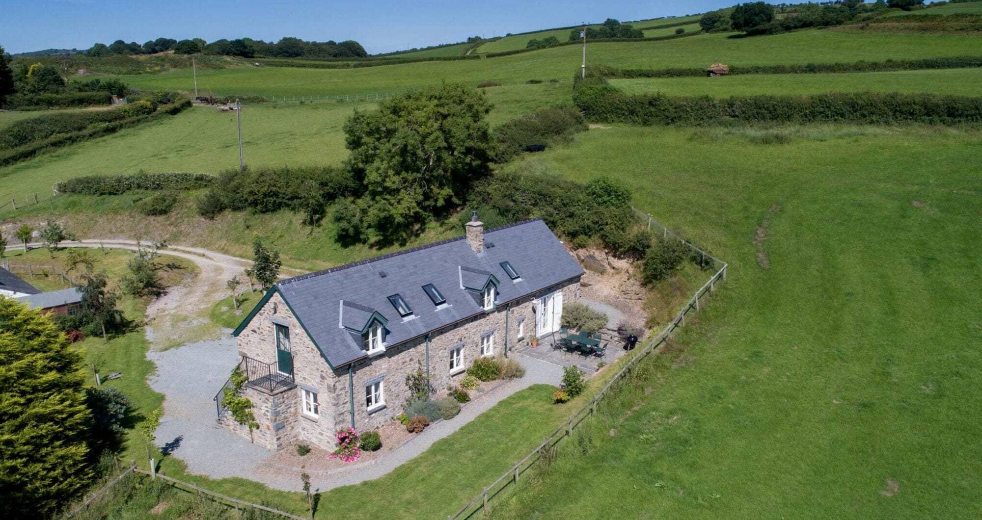 Ty Cerrig | Bodnant Estate